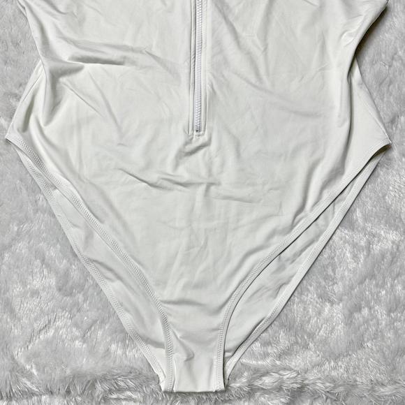SKIMS | Swim | Nwt Skims Rare Sleeveless Zipper Sporty Onepiece ...